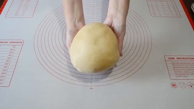 Бесподобные рогалики с вишней. Получатся у каждого. Танюшина кухня