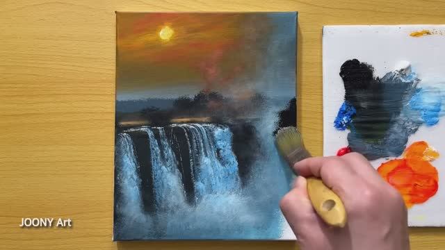 Водопад на закате