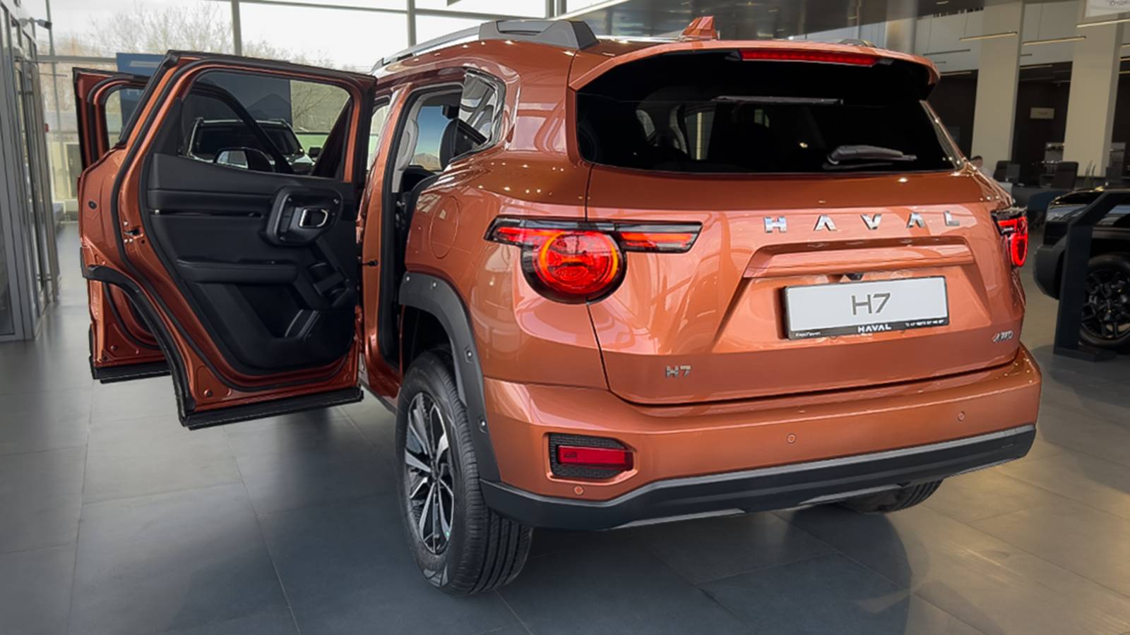 GWM Haval H7 (2025) - Современный кроссовер с выразительным дизайном