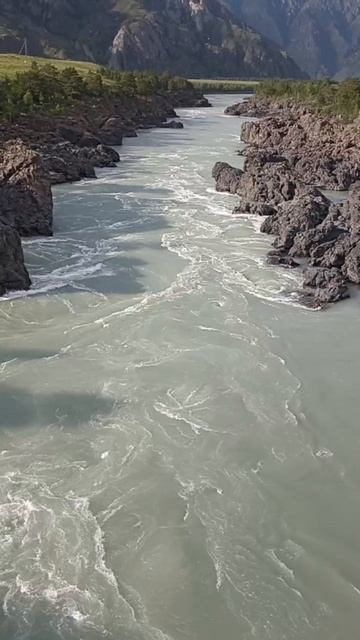 Горный Алтай. Вид с Ороктойского моста https://t.me/mir_glazami_idushego