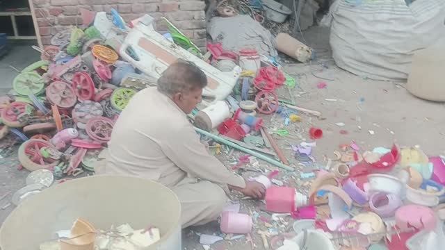 Plastic Recycling plant plastic Dana Manufacturing Restoration plastic Business Ahmad Bhola.