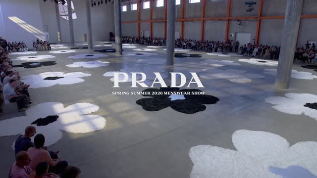 Показ мужской коллекции Prada весна-лето 2026