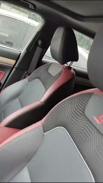 Geely Coolray 2020 года.