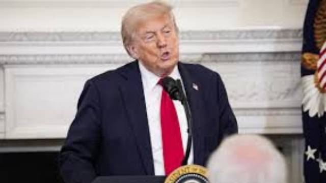 Трамп анонсировал громкий подарок для России