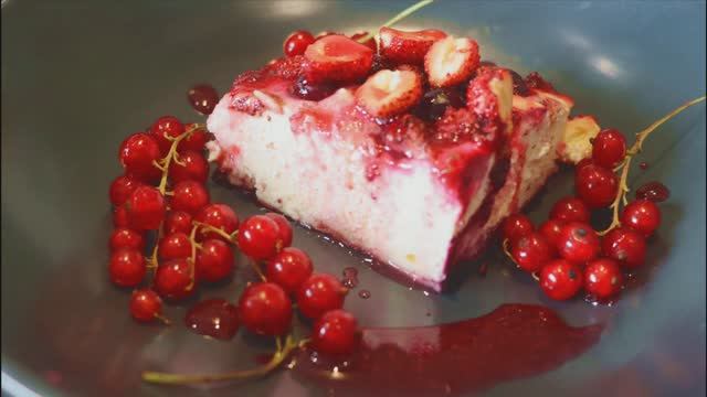 Воздушная запеканка с ягодами 🍒🍓