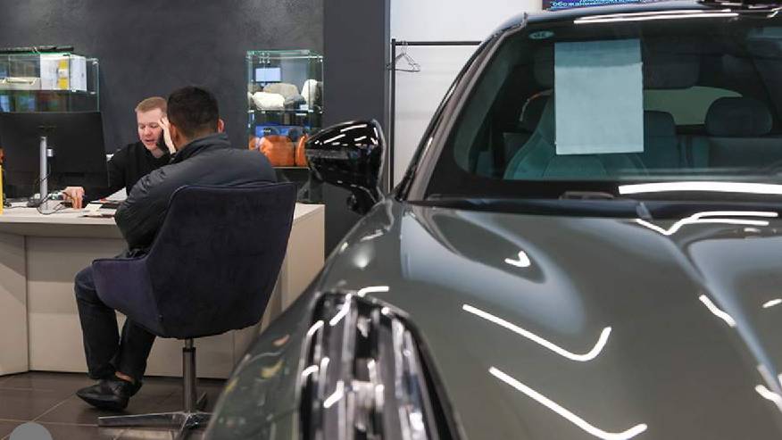 В РФ за полгода реализовали свыше 80 тыс. авто по госпрограммам