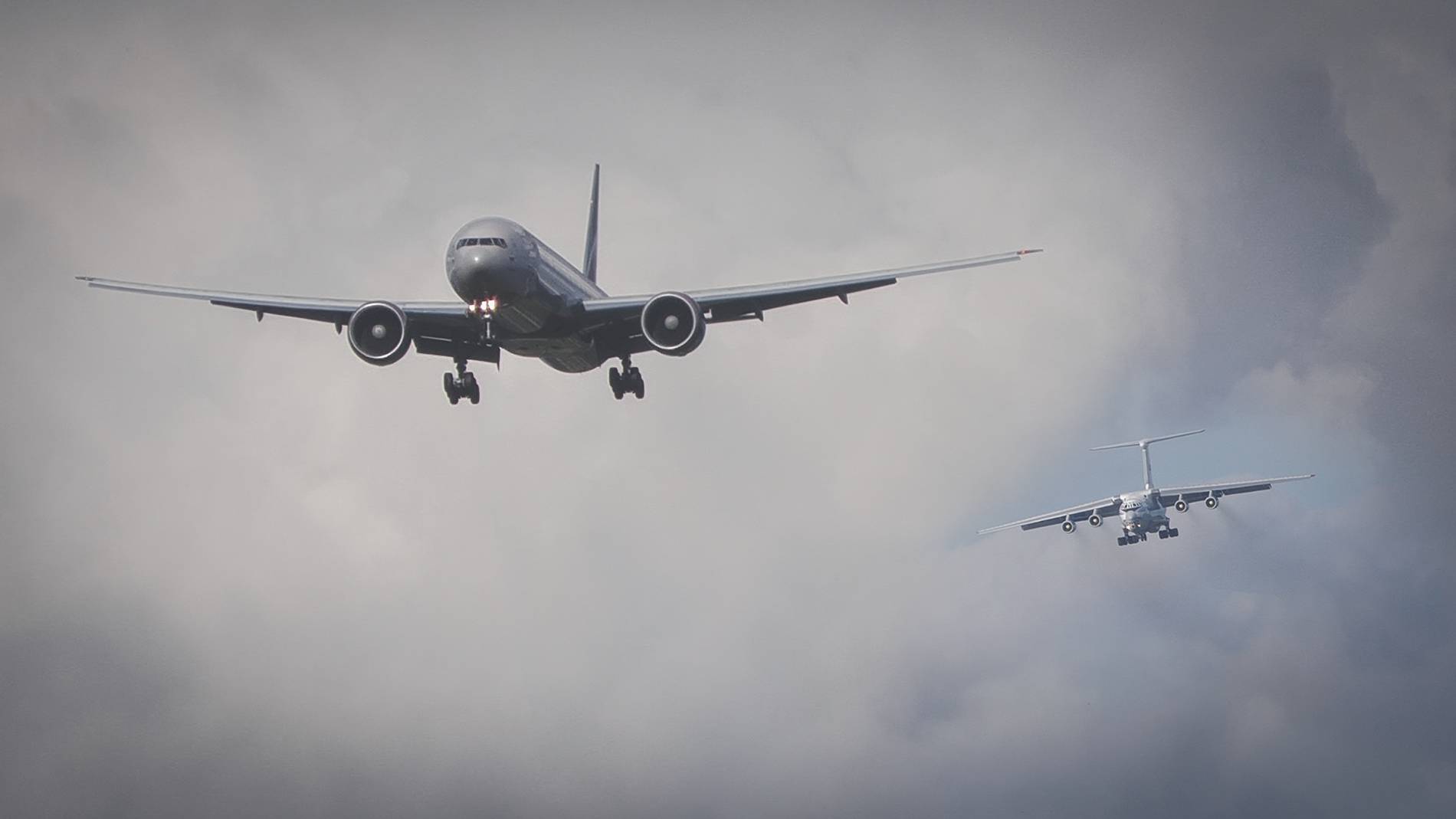 (4K/50fps) Супер ветреный день в Шереметьево | июль 2025