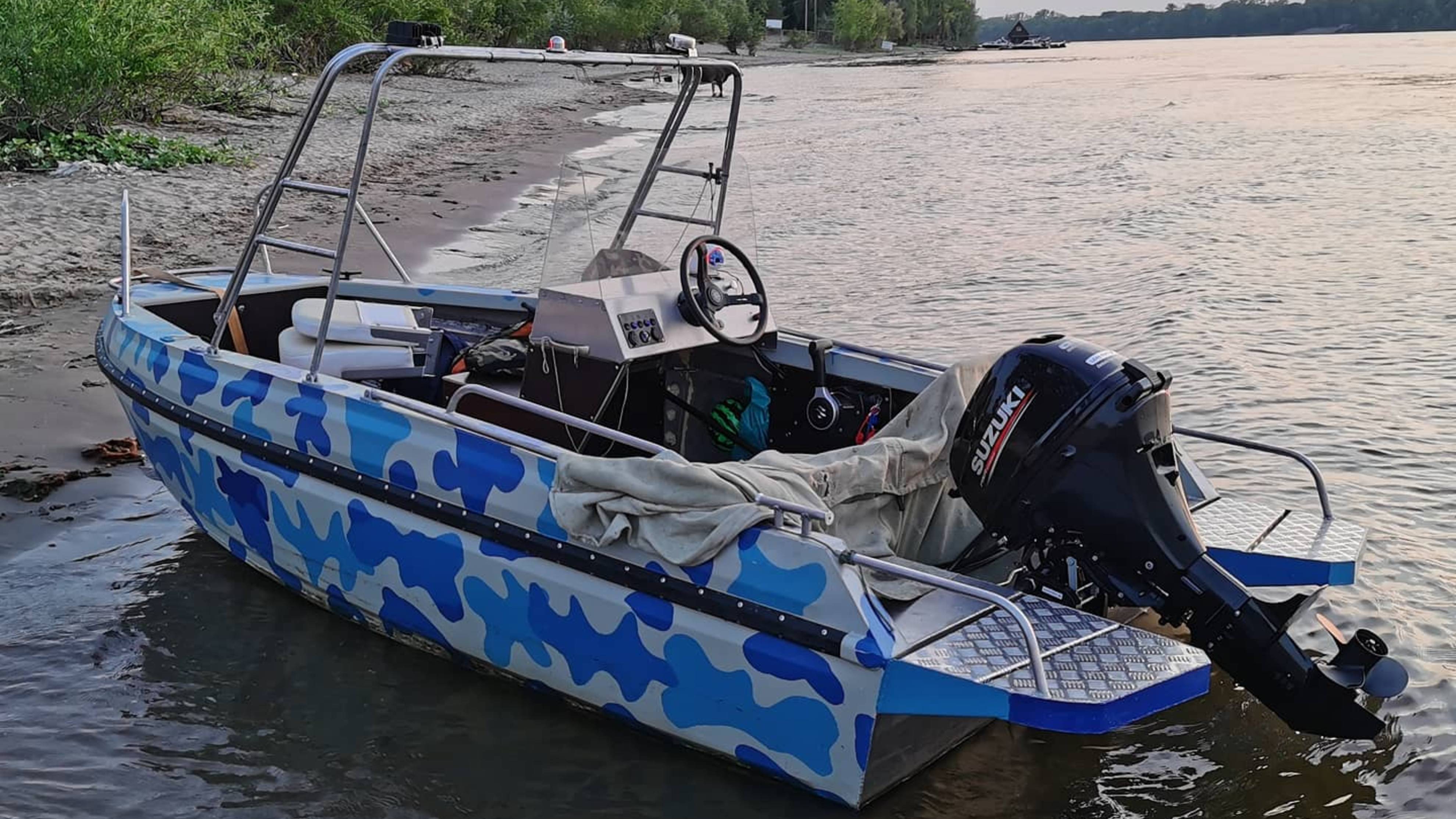 Лодка «Плотва WB»