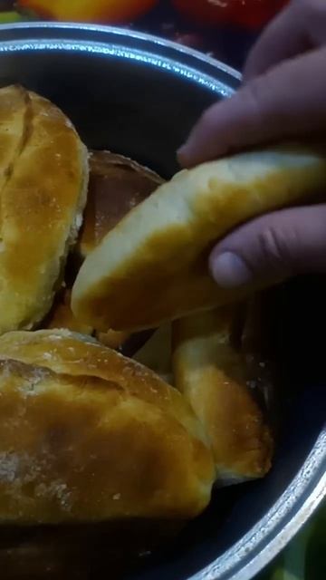 Испекла пирожки