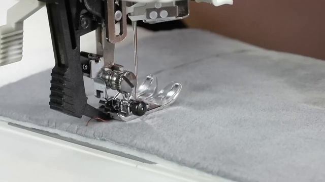 NECCHI 9999 | Двойная система подачи ткани DFS