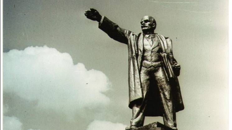 6 серия. Памятники революции