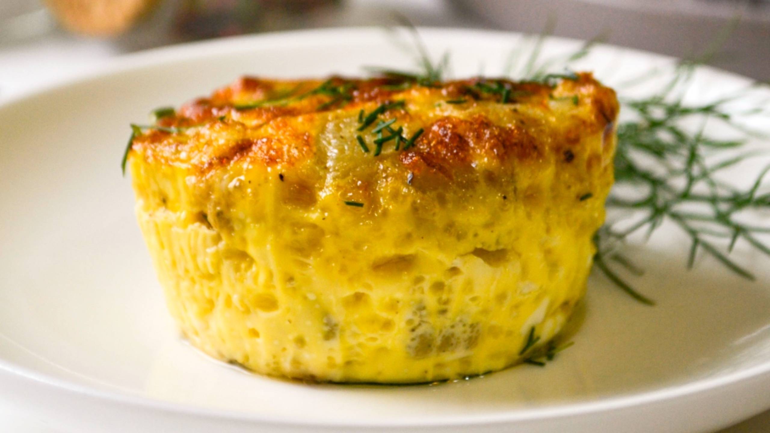 Кабачковое утро. 🍳 Вкусный ОМЛЕТ С КАБАЧКОМ в аэрогриле на завтрак.