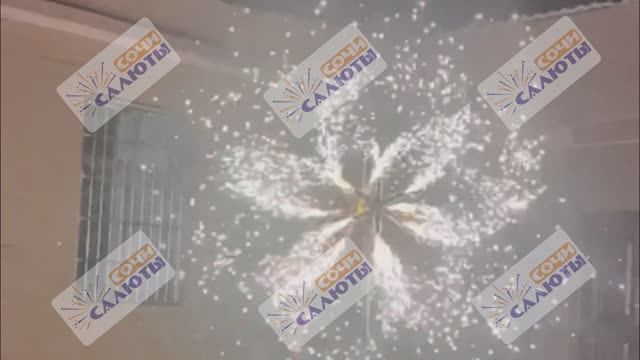 ELT02R-L Пиротехническая вертушка мельница-мини для холодных фонтанов. Оборудование пиротехническое