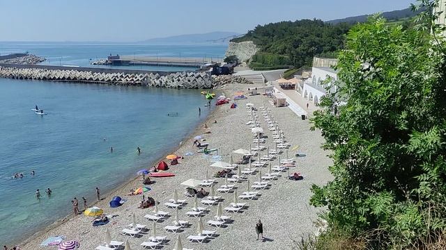 Пляж Факел сверху в Дивноморском