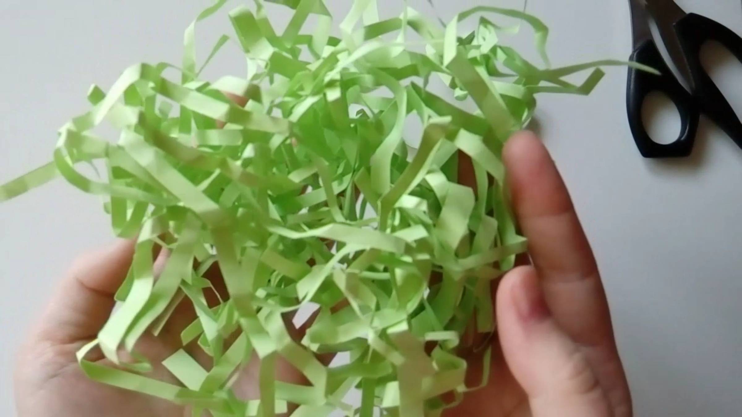 Быстрый способ сделать бумажную стружку своими руками для декора, для упаковки