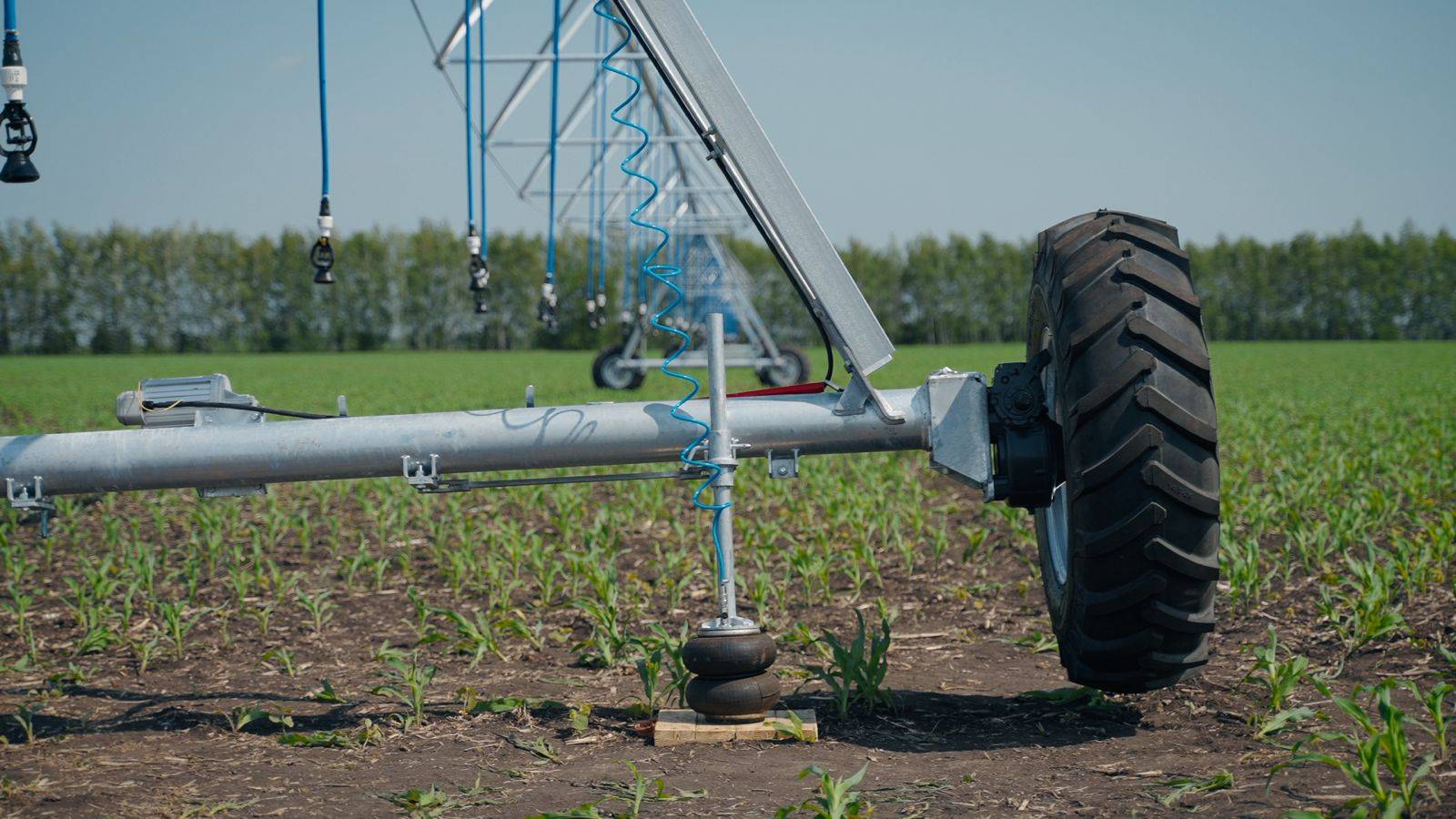 Дождевальные машины "Каскад" на пневмо-домкратах!