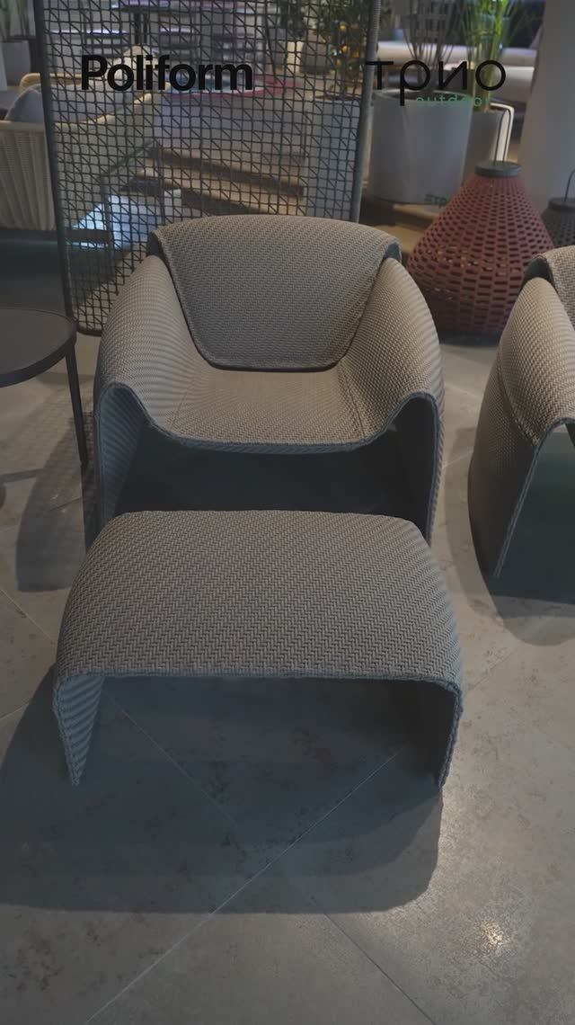 Уличный пуф Le Club Visione от Poliform