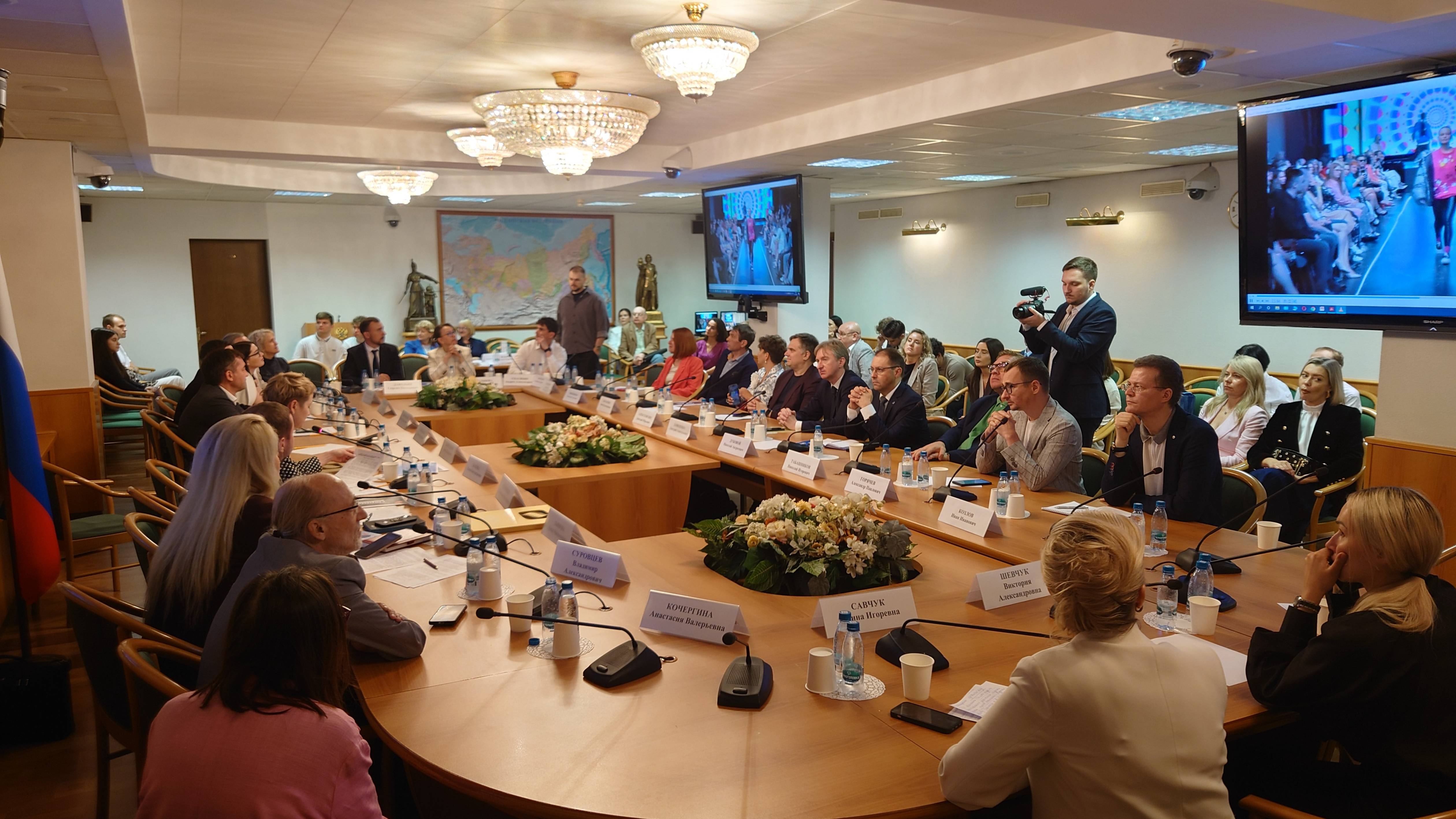 Деструктивный контент в кино