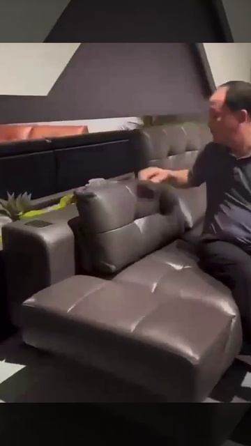 Диван с Реклайнером GL 985.