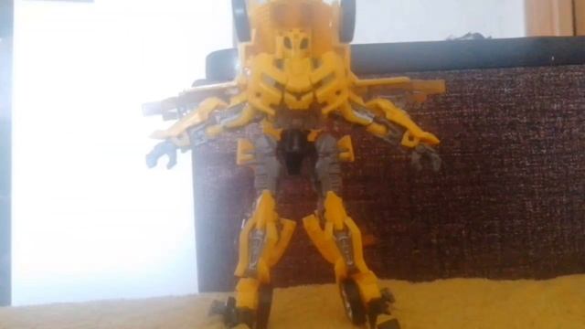 Анимация трансформации Бамблби.