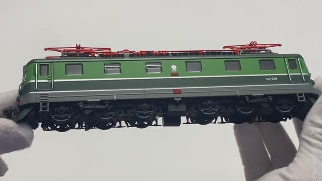 Распаковка: ЧС2-060 (перевыпуск), «Наши поезда», выпуск 17, MODIMIO