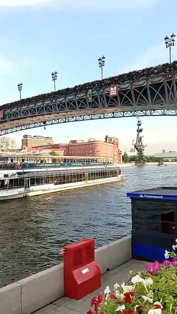 „Во всем есть красота, но не каждый ее видит. .