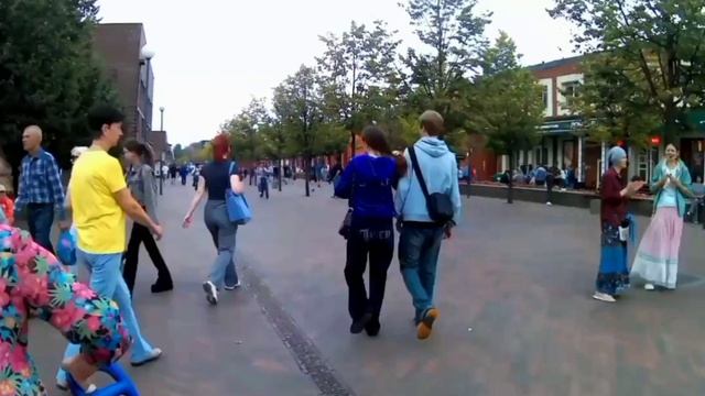 Махамантра на ул. проф. Баранова (Калининград)हरे राम हरे कृष्ण का महा मंत्र