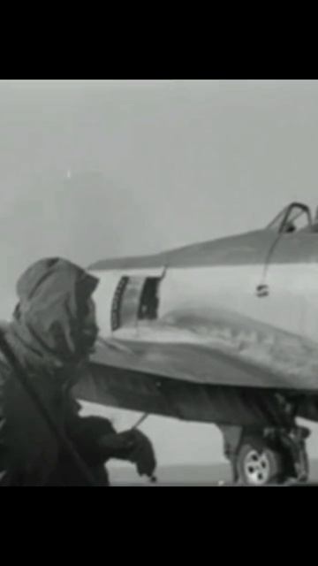 Hawker Sea Fury operation on HMS Glory in 1953