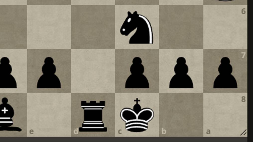 13. Рокировка в длинную сторону.