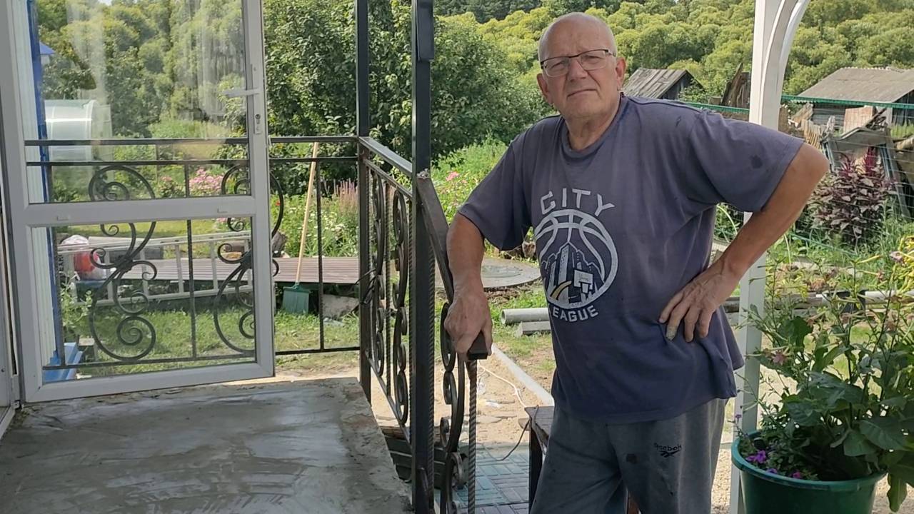 Воды прибавилось, кабачки сократились, новая дыра в газонокосилке. Простая жизнь в деревне. Июль-25