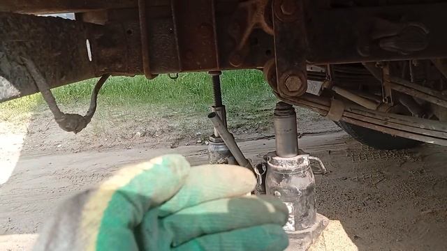 замена серьги рессоры газель