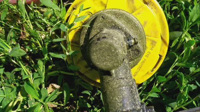 Бензиновый триммер Huter смазка редуктора