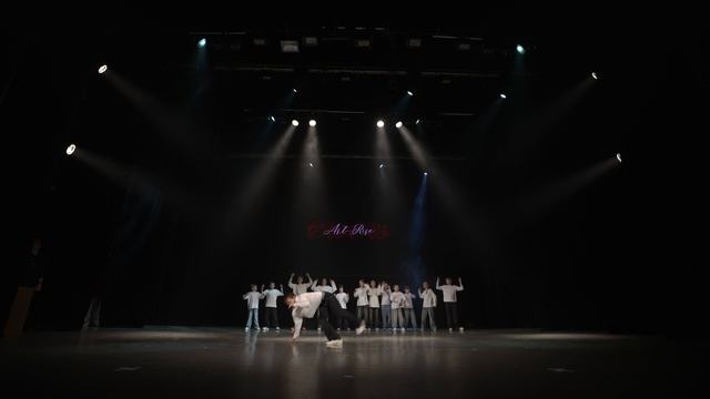 "Чиф Рока Брейкинг Скулл - Хип-хоп в районах" (рук. Афонин Олег)