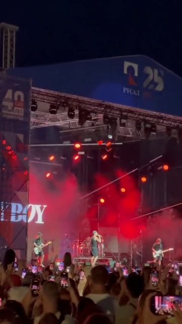 Саяногорск празднуют день металлурга