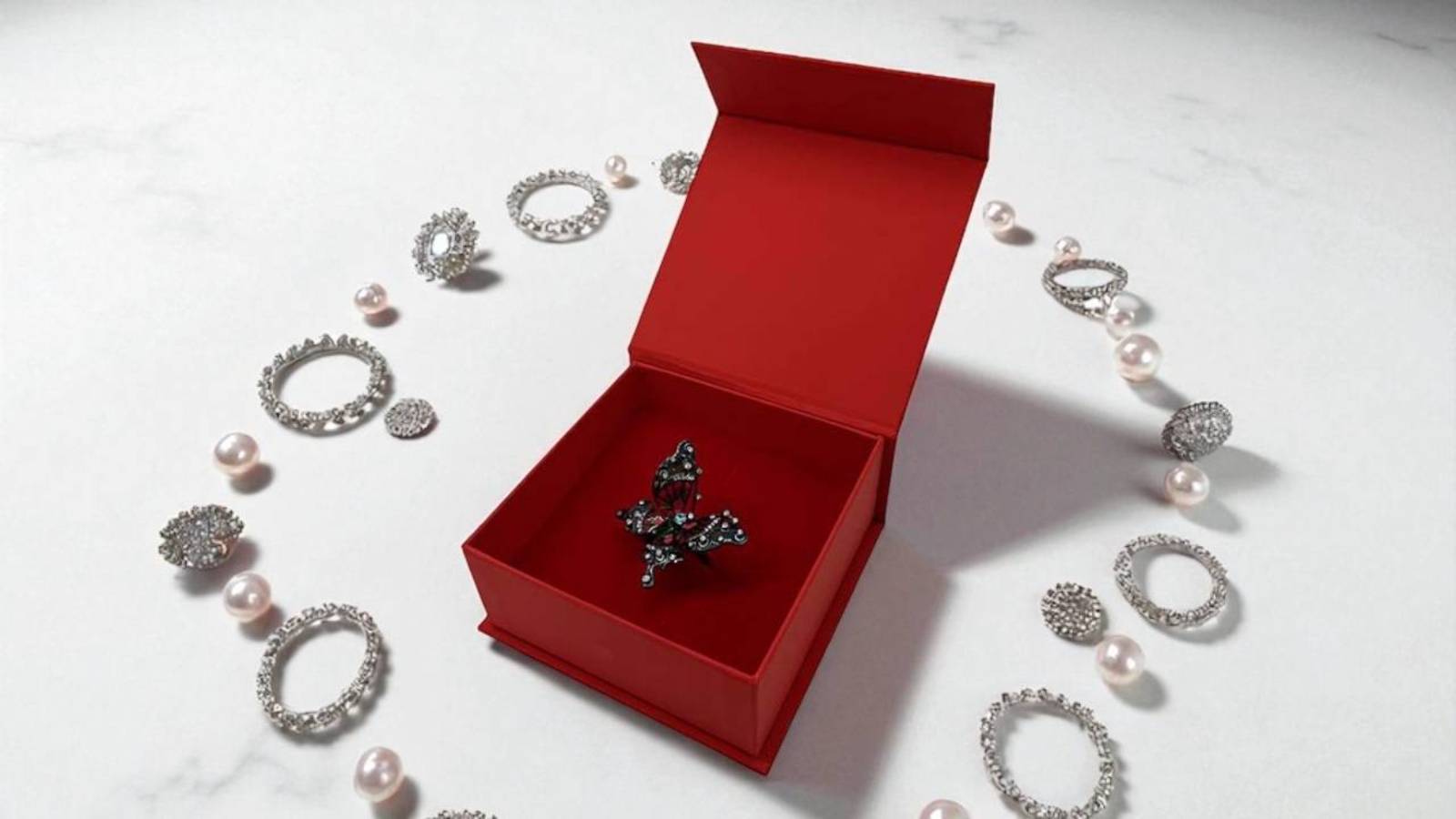 Упаковка на магните ювелирная для комплектов 9.5 х 9.0 х 4.0 Красный