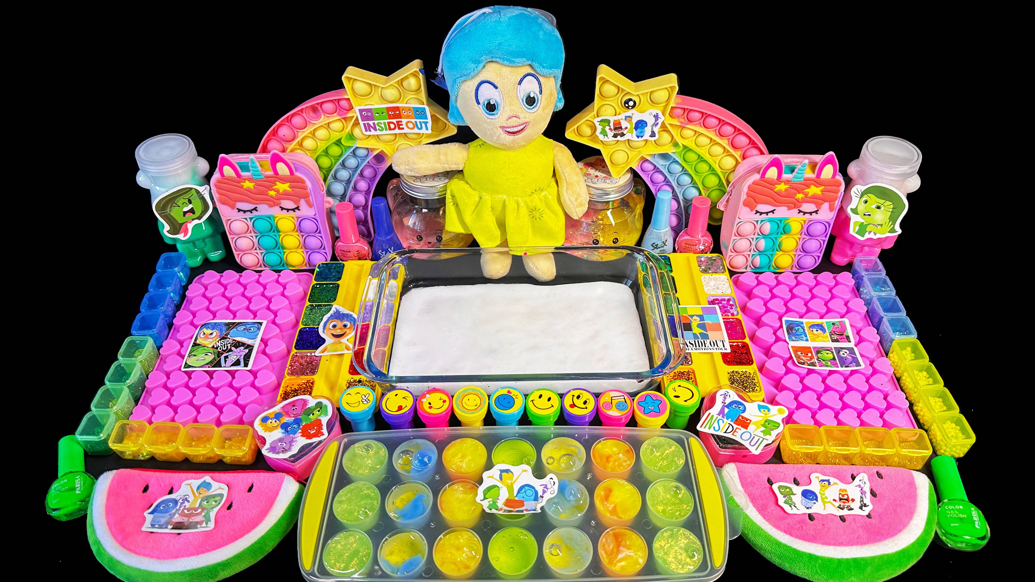 🌈 ДЕЛАЕМ РАЗНОЦВЕТНЫЙ СЛАЙМ с НАПОЛНИТЕЛЯМИ! 💫 Герои из Головоломка 2 вдохновляют!