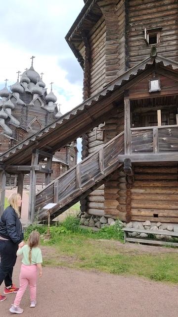 Усадьба "Богословка". Колокольня. Петербургские Кижи