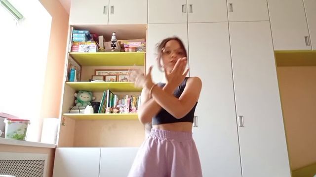 Танцы под песни: Скуби-ду