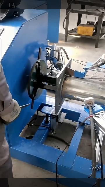 Установка для автоматической сварки опор освещения