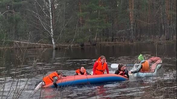 Как студенты в половодье по реке Нерской сплавлялись