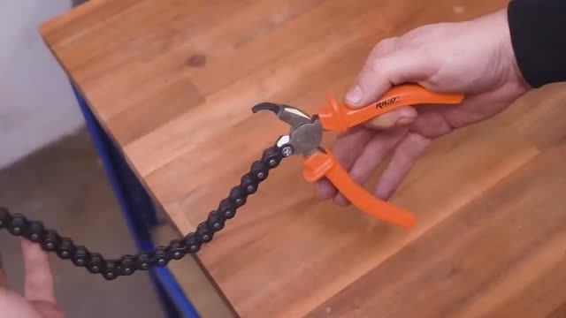 Творчество в деталях: Магия ручных изобретений в кадре.