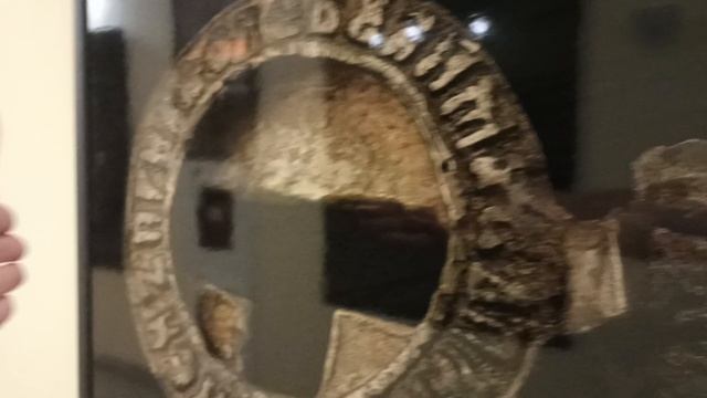 Странные огромные фото в Музее Дмитрова