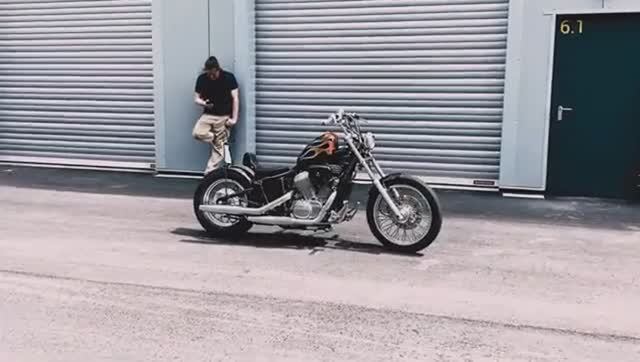 Low budget selfmade Bobber build - Full transformation