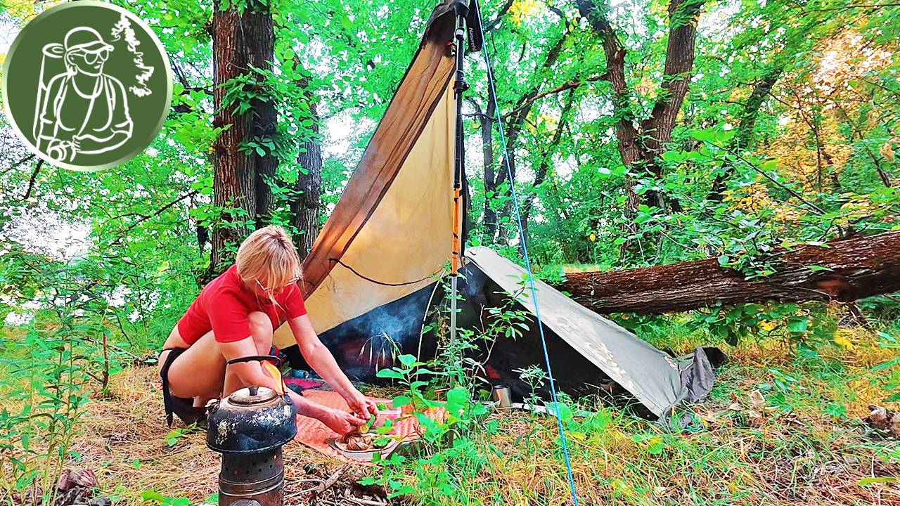 Одна с ночевкой у реки | Легкий кемпинг | Купаюсь и отдыхаю