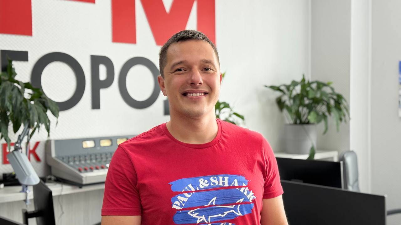 Сергей Карякин: Дети в 12 лет разбирают карбюратор. А кто-то в 20 с лишним колесо поменять не может