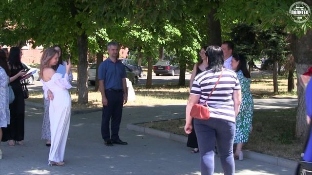 Мы желаем счастья вам!