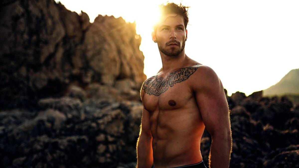 Мужчина -  капитан своего корабля.