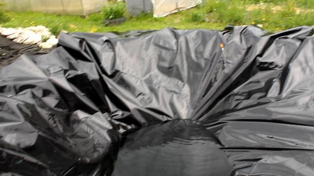 Пруд на участке или Мечты сбываются (лопатой и тачкой)