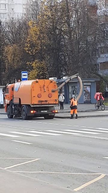 Автомашина пылесос