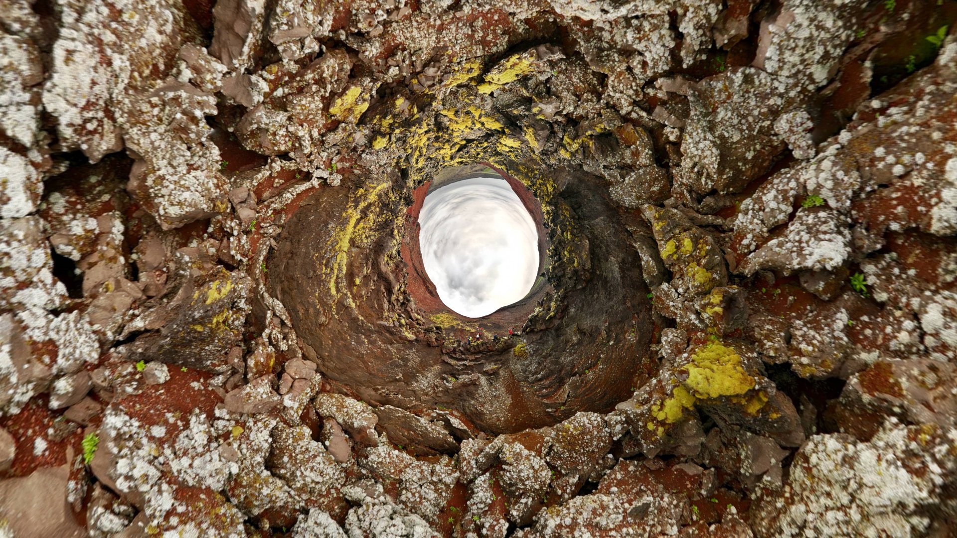 Остров Атласова и самый высокий вулкан Курильской гряды — Алаид